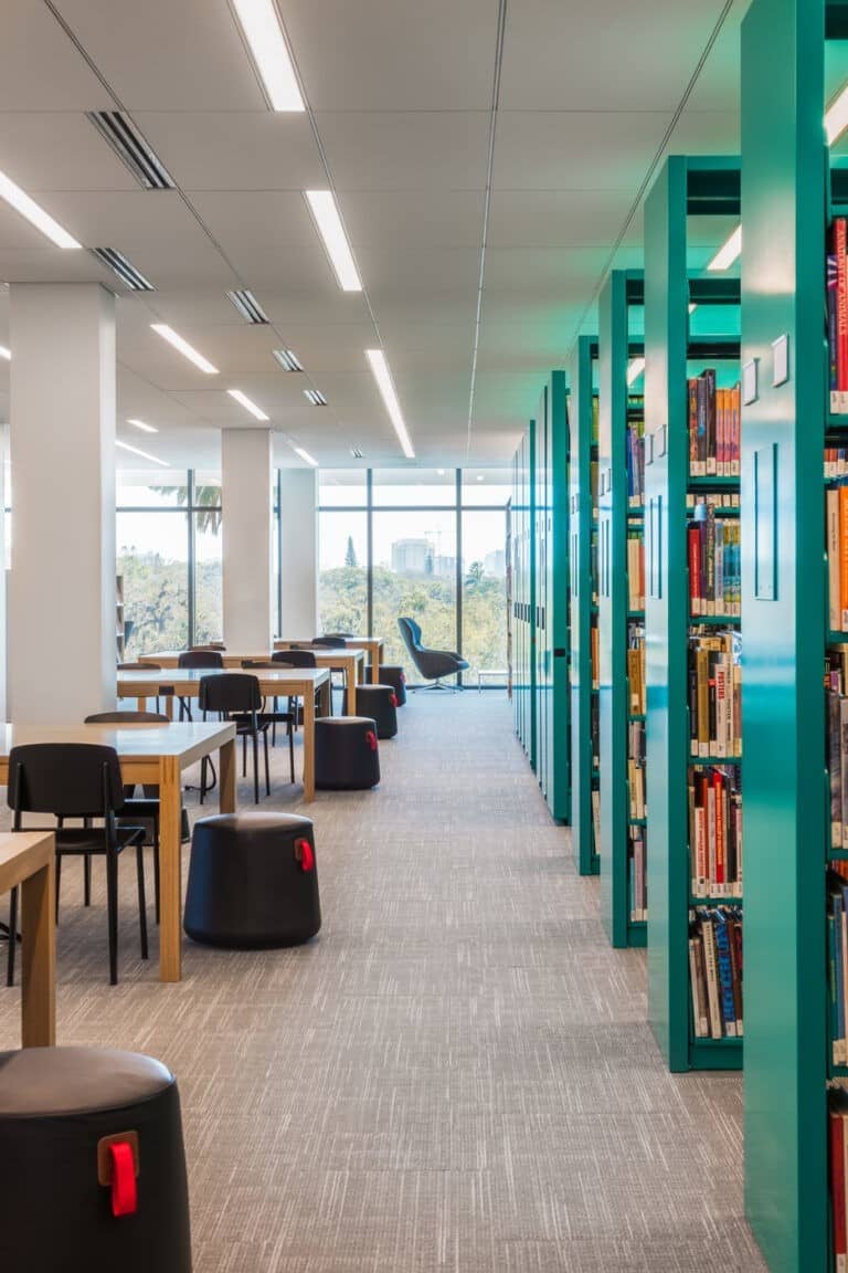 Alfred R. Goldstein Library, Ringling College of Art and Design ...