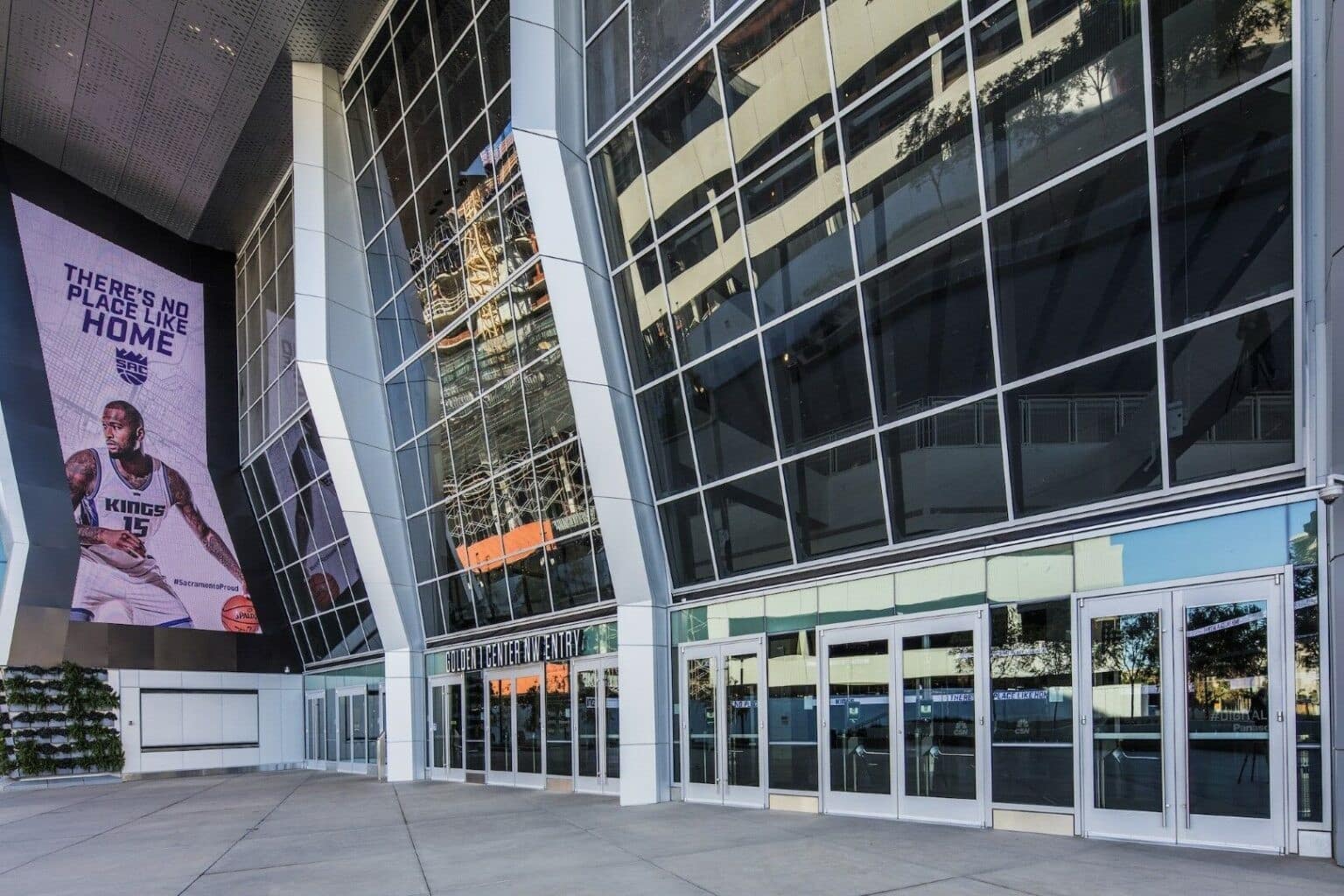 Golden 1 Center Sacramento Kings Arena - Kawneer Canada