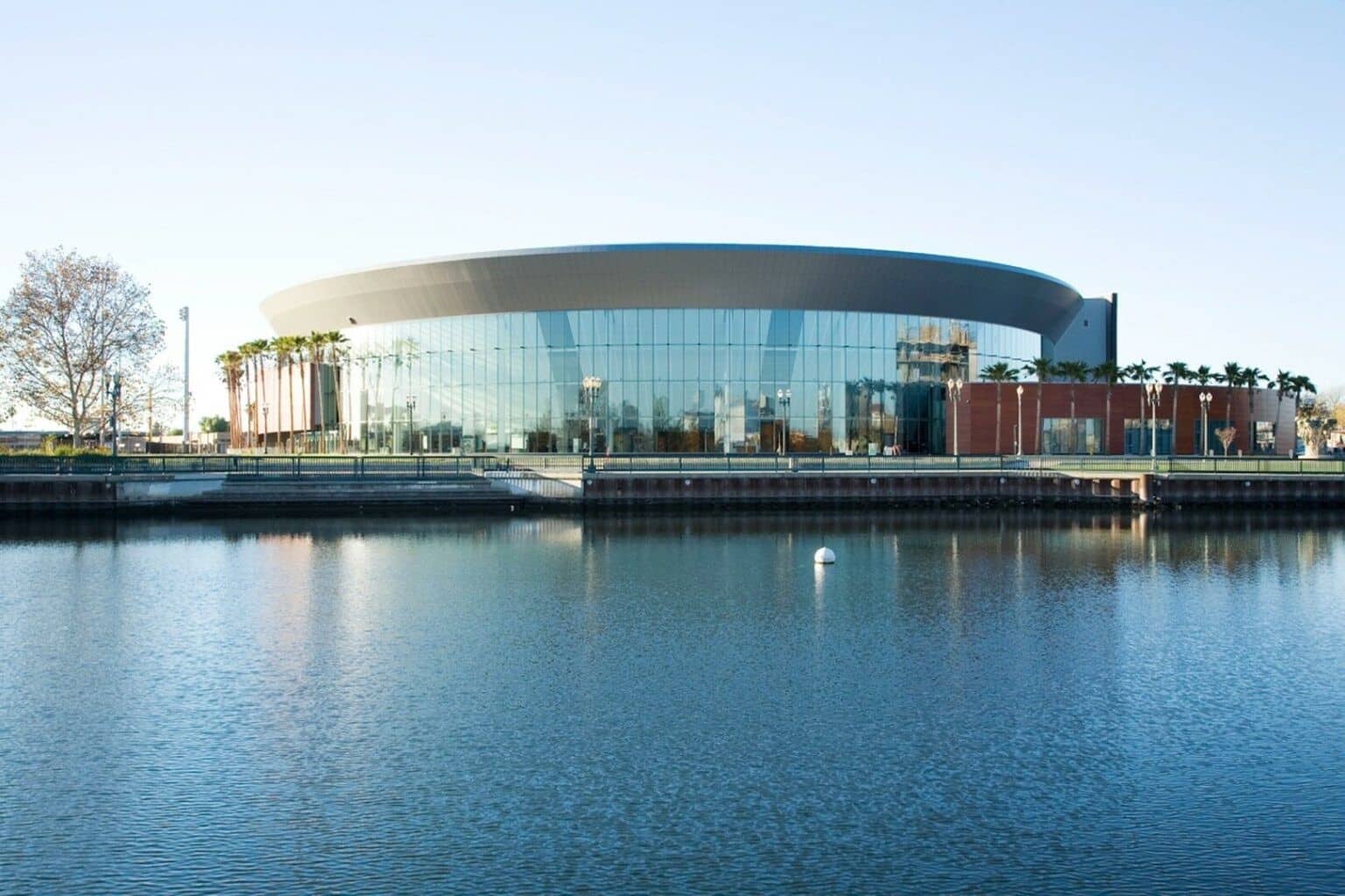Stockton Arena - Kawneer Canada