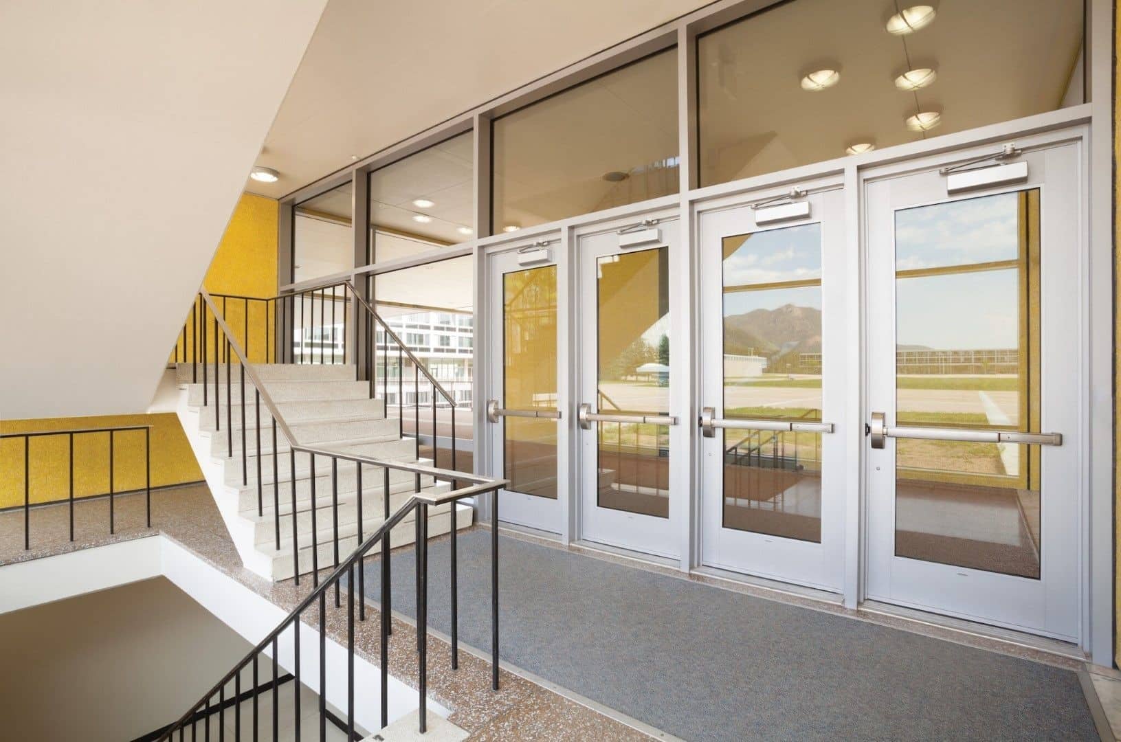 Vandenberg Hall, U.S. Air Force Academy - Kawneer Canada