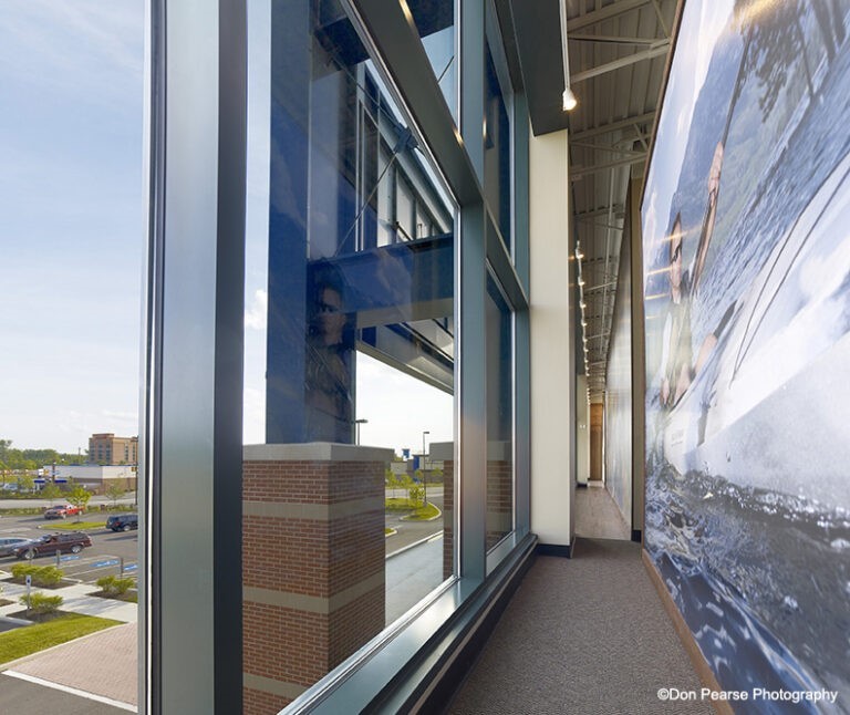 Mur-rideau 1600 Wall System®1 - Kawneer Canada