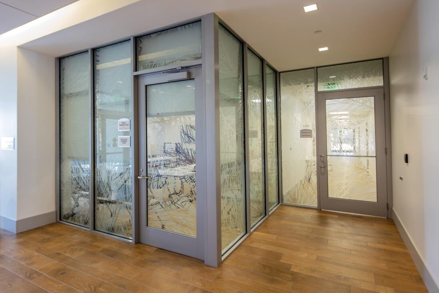 Trifab® VersaGlaze® 450 Framing System 1-3/4" sightline - Kawneer Canada