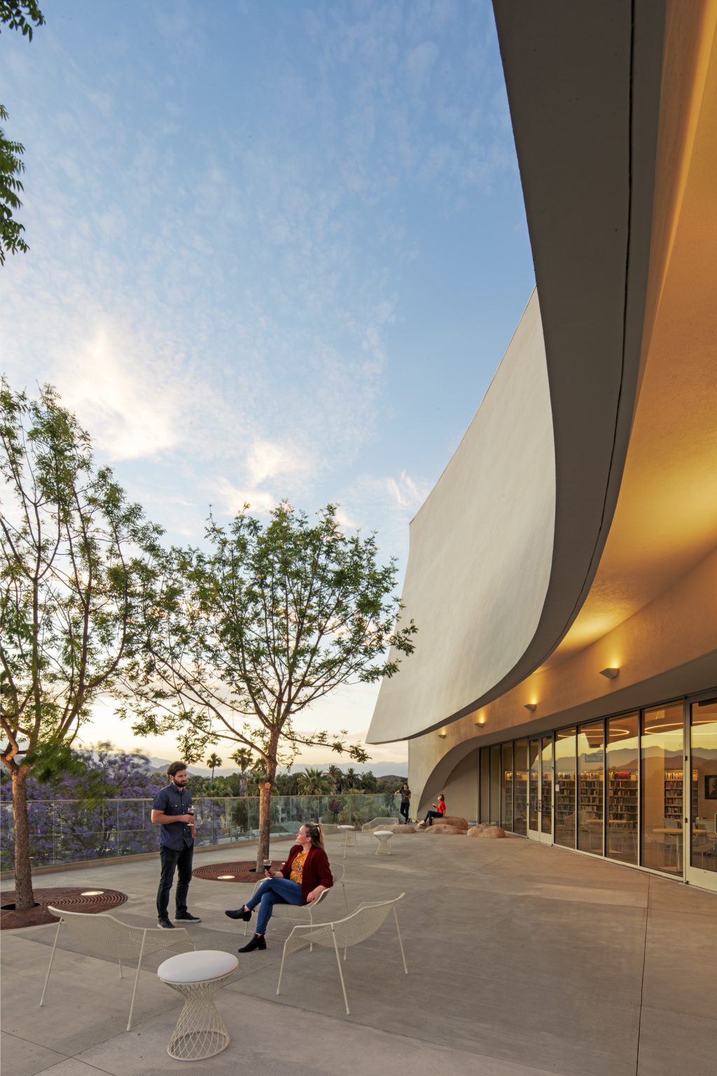Riverside Main Library - Kawneer Canada